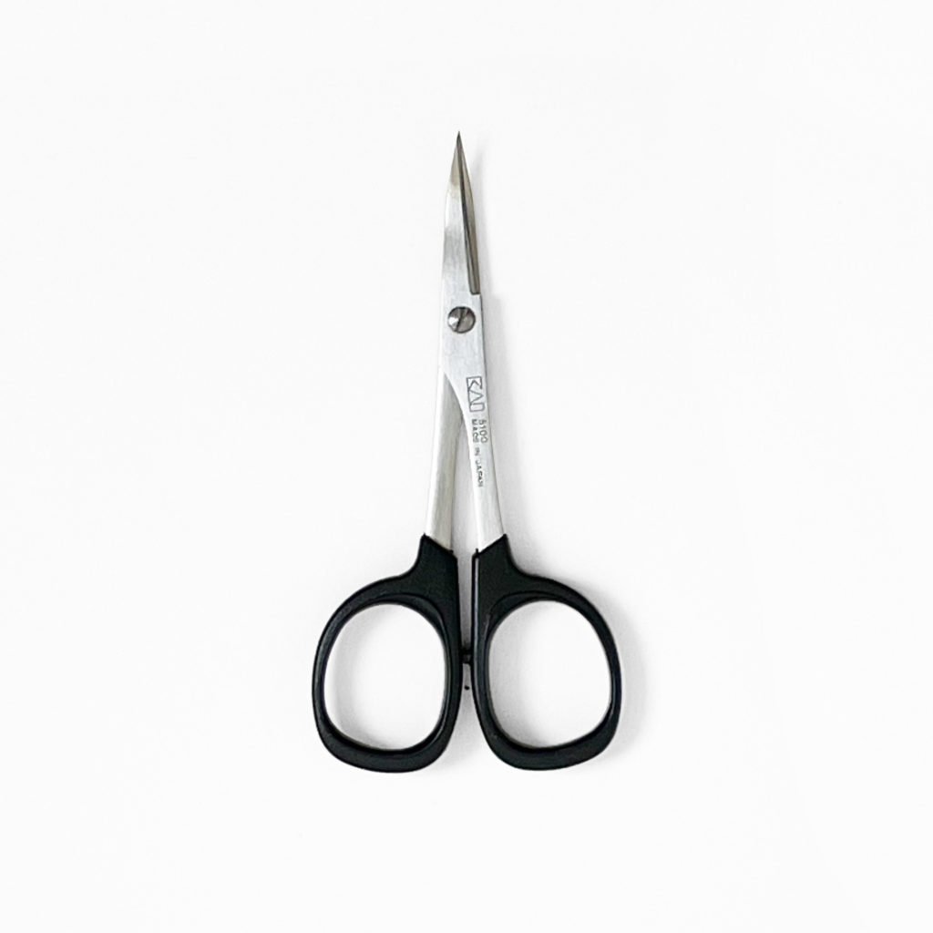 Kai 4 inch curved embroidery scissors - Maydel Craft