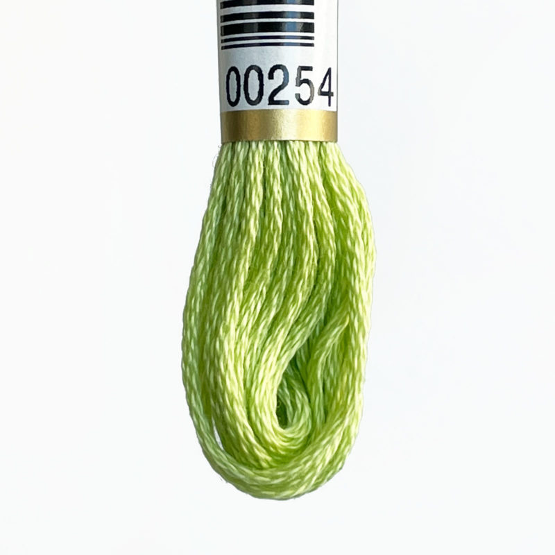 Anchor 254: Parrot Green Light (6-strand cotton floss) - Maydel Craft
